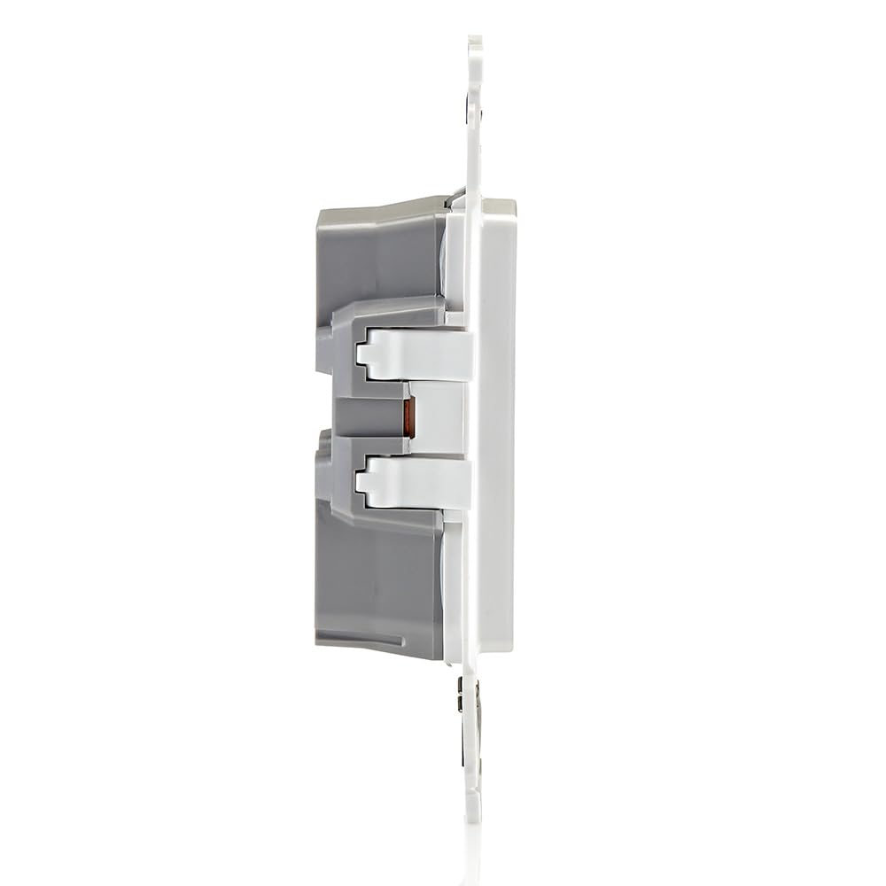 Leviton E5325 Decora Edge 15 Amp Tamper-Resistant Duplex Outlet, White